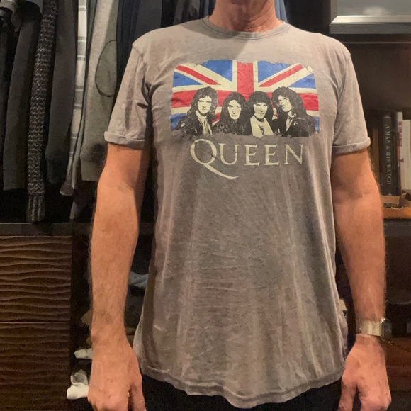 Queen Official Merchandise | Shirts | Queen Official Merchandise Tee ...